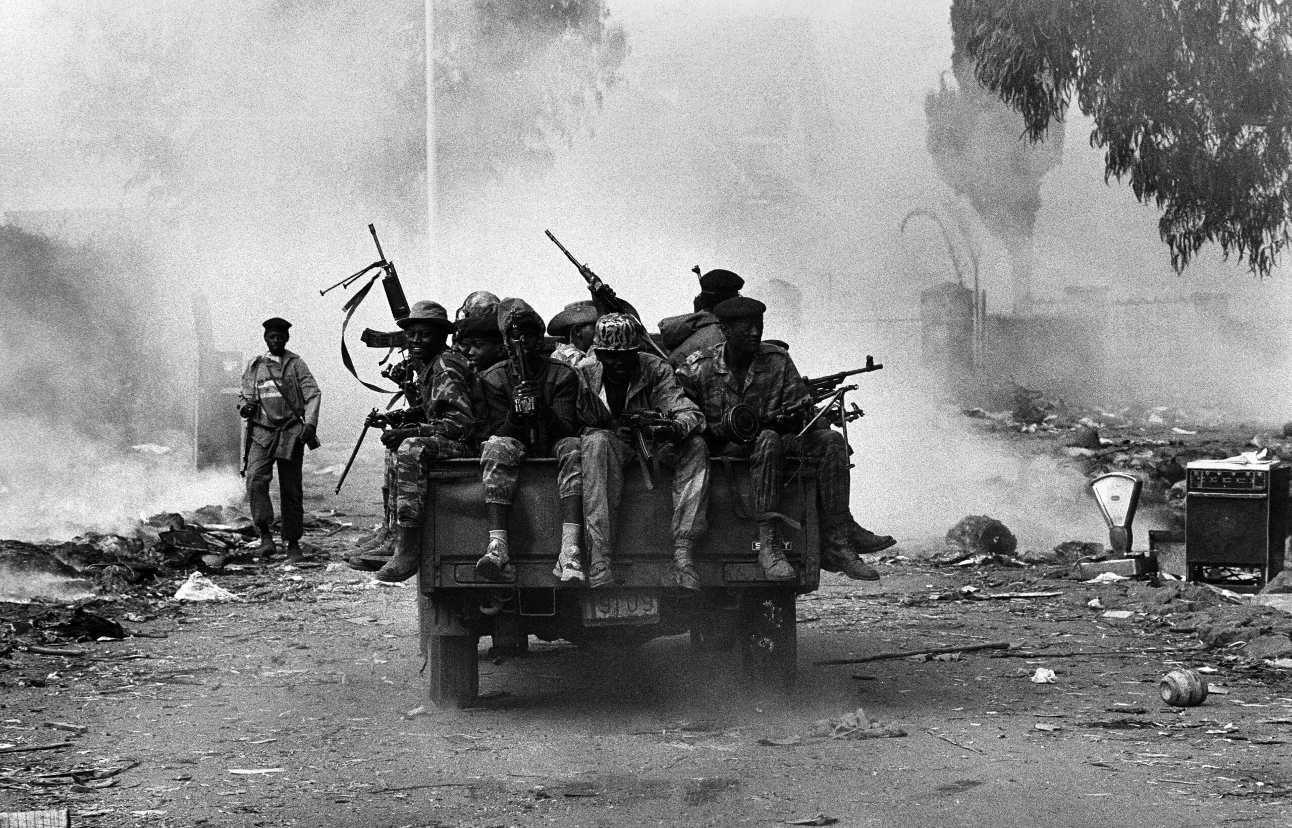 1993-1994 : les eaux troubles d’un monde nouveau | Le Grand Continent